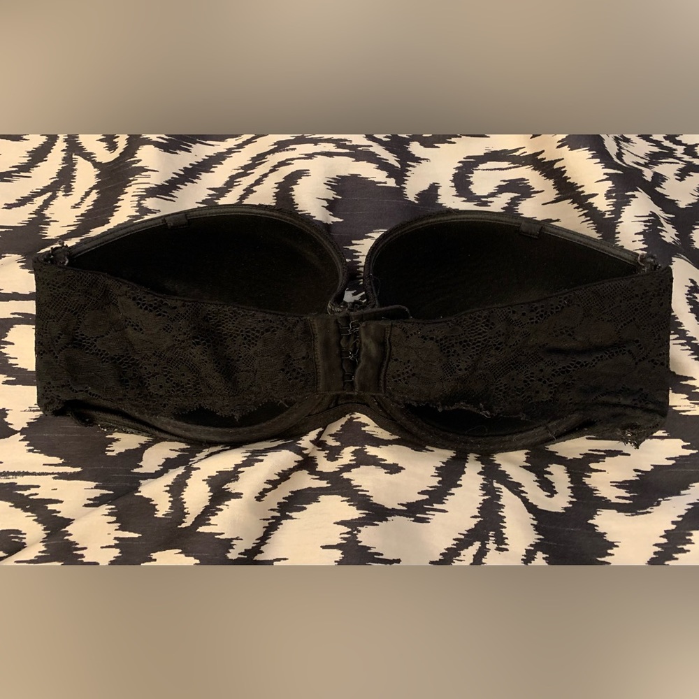 Victoria’s Secret Black Lace Multi-Way, Strapless Bra - Gem